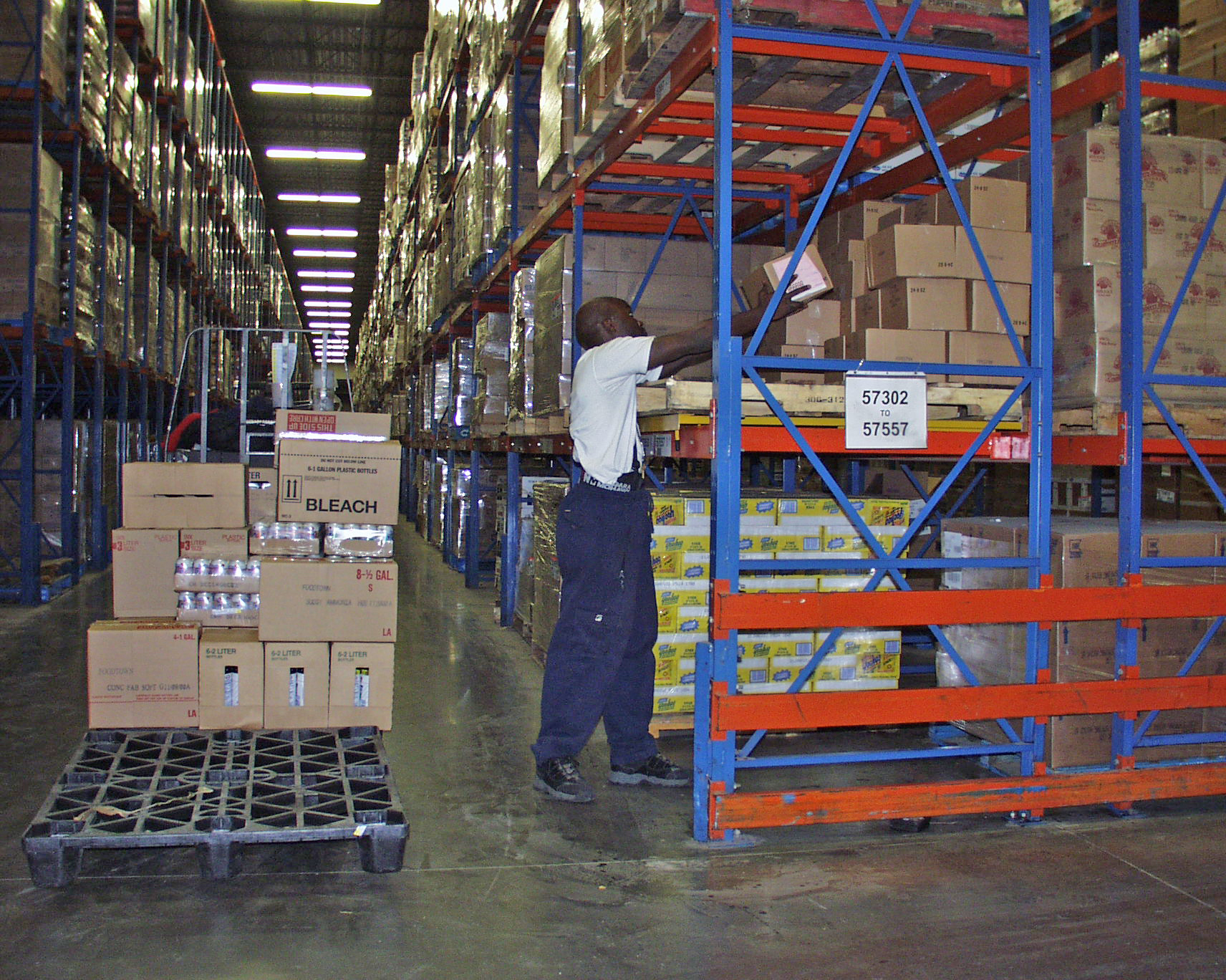 Glide N’ Pick Cart® | Patented Pallet Cart | Frazier Industrial Company